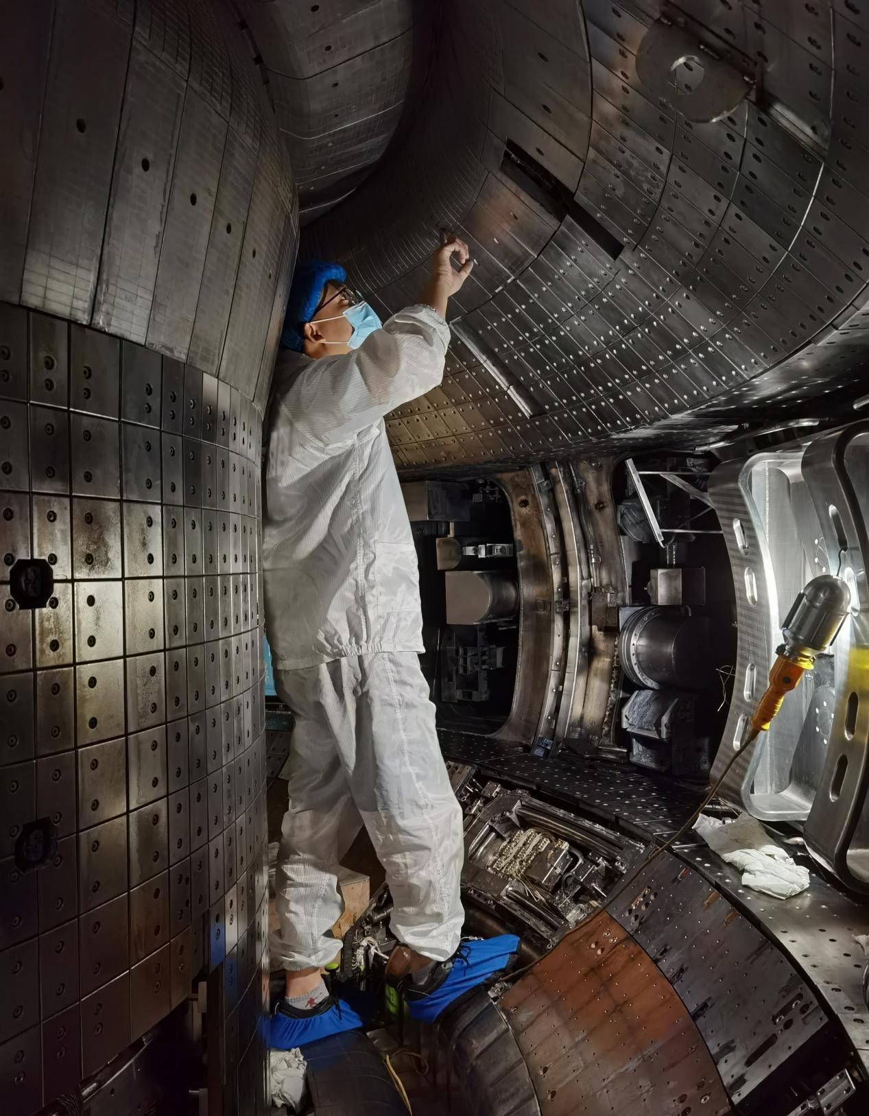 Controlled nuclear fusion scientist: From Oppenheimer to artificial sun ...