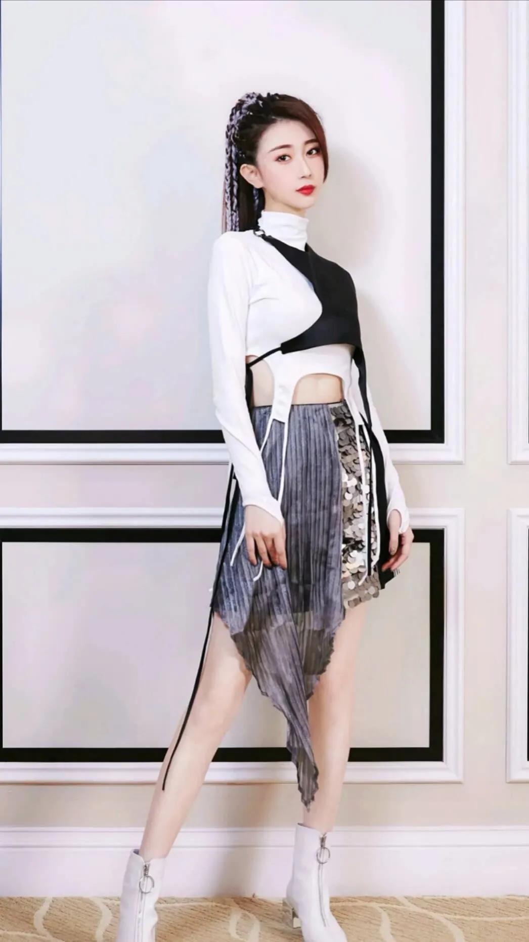 Star Beauty - Issue 70 Chu Yue - iNEWS