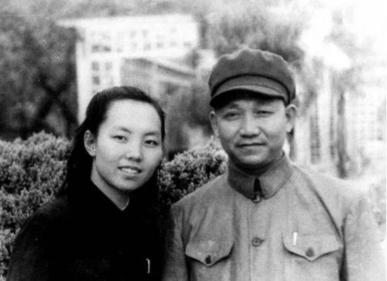 In 1950, Chen Guang was trapped by Li Zuopeng, and he set himself on ...