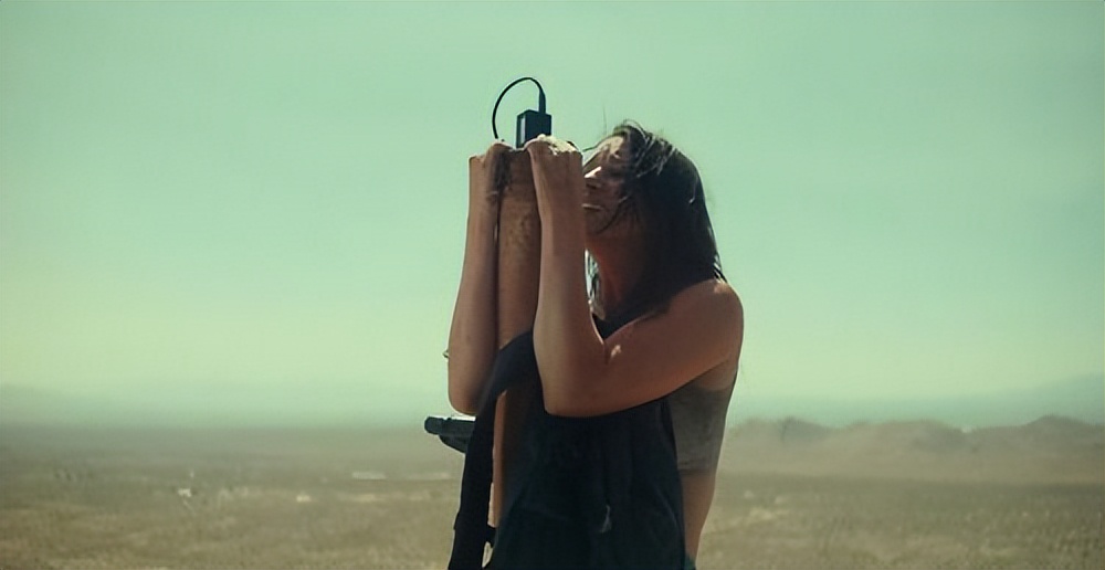 "Fall" has other highlights besides death - iNEWS