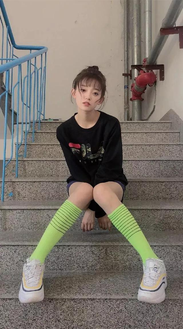 Luo Yutong of the Goddess series - iNEWS