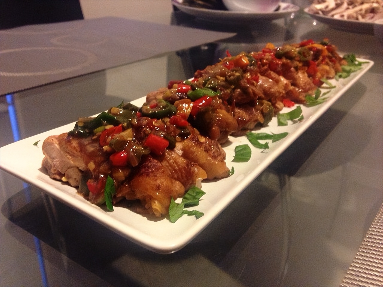 Pan-fried Chicken Drumsticks with Hunan Cuisine Fish: A Taste of ...
