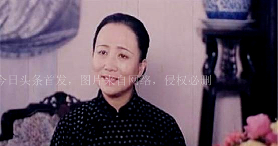 They also play Soong Ching Ling. If you watch Xu Qing, Yuan Li and Li ...