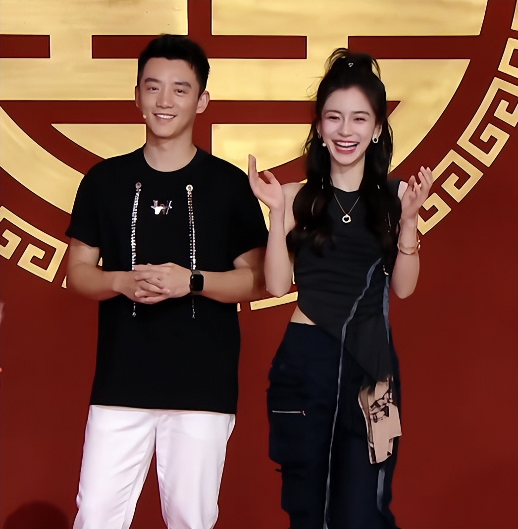 Zheng Kai and Miao Miao's marriage has been upgraded, the man is ambiguous with the baby and ...