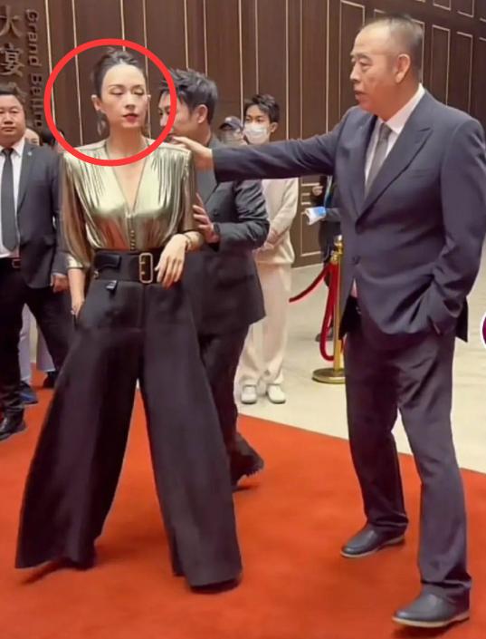 Famous scene of Beijing Film Festival: Chen Kaige pushes Zhang Ziyi ...