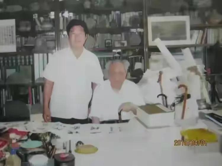 Only by persevering can we move the world (Liu Mao Calligraphy and ...