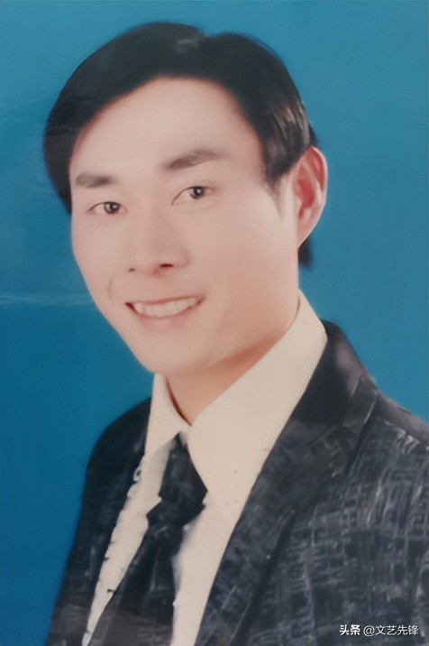 Chen Hongjun: The Fragrance of Plum Blossoms Comes From Bitter Cold ...