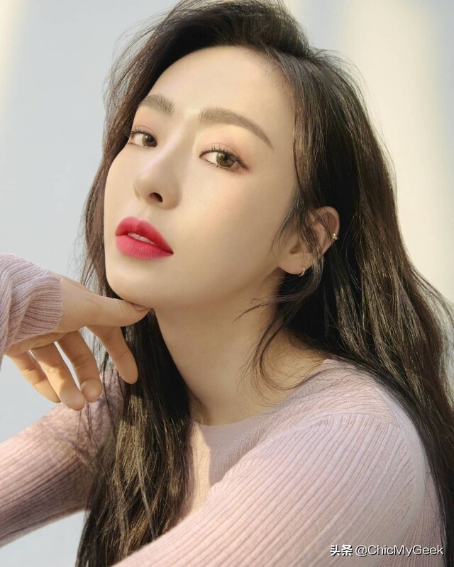 "Single is Hell" host Lee Da-hee steals the spotlight even more!The ...