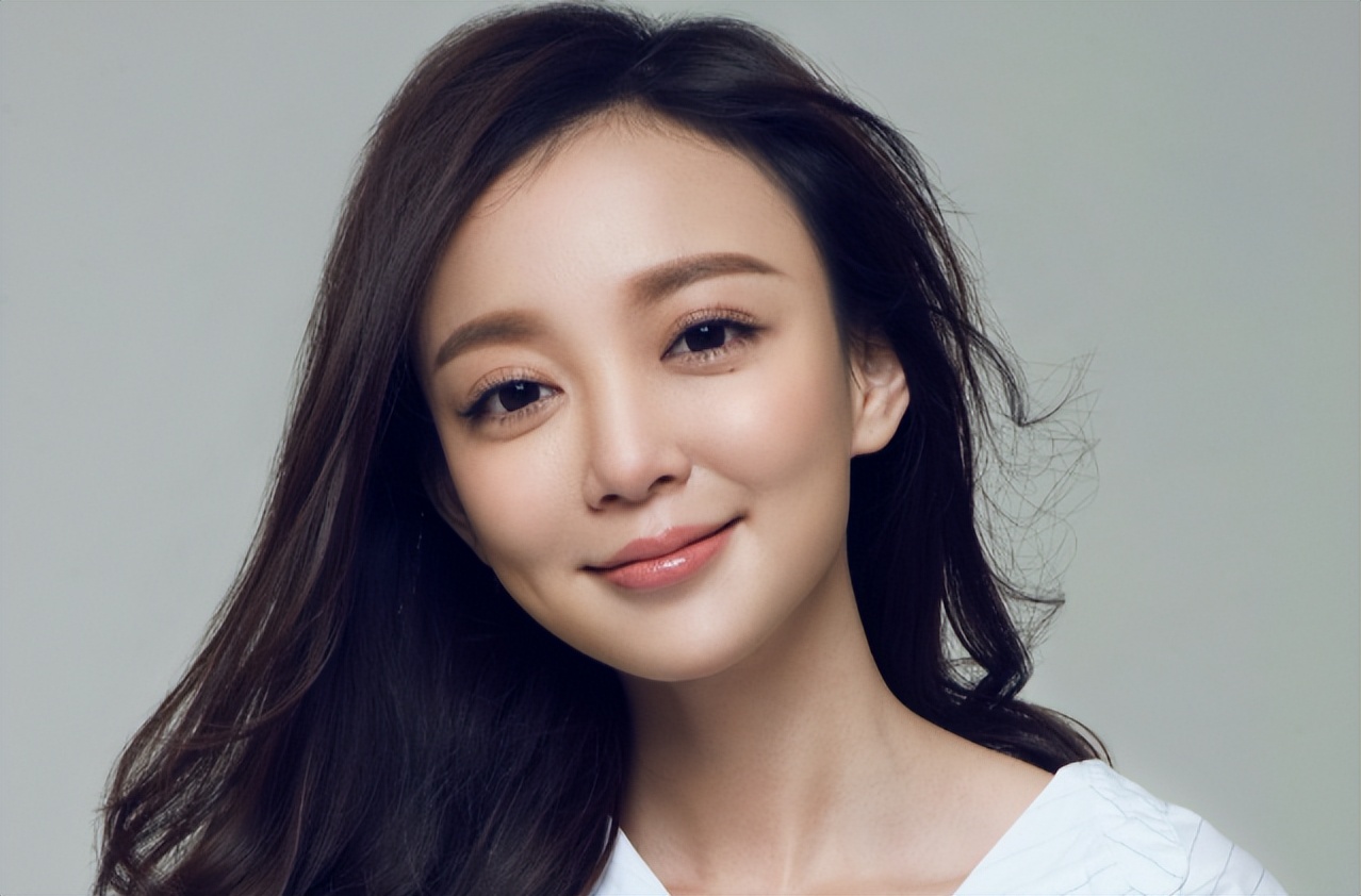 Mingyang Entertainment—Beauty Star—Wang Xiaomin - iMedia