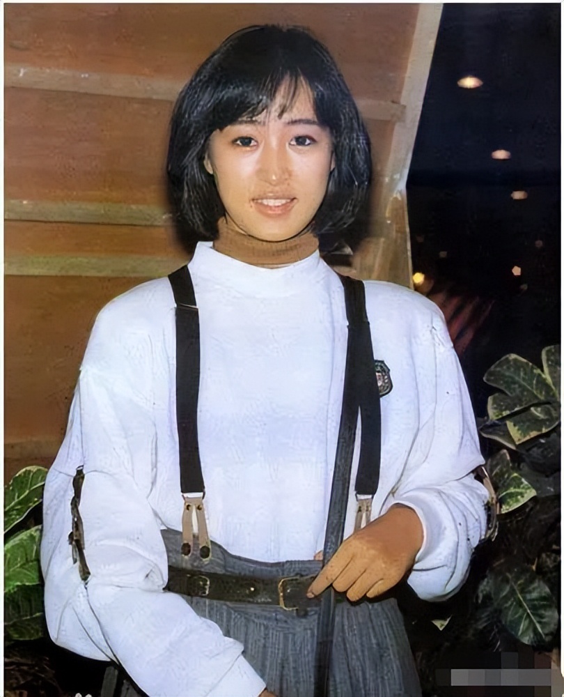 Li Meixian: She met a scumbag three times and was abandoned. She ...