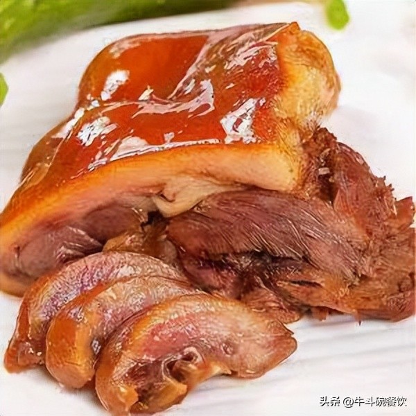 How to choose pork head meat - iNEWS