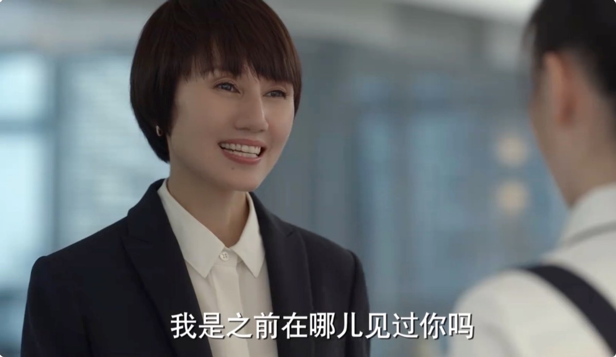 Episodes 30 and 31 of the Battle of the Roses: Ye Qinqin's "intimate photo of indulgence" tore ...