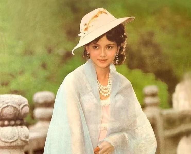 She is known as the "No. 1 Beauty in the South of the Yangtze River ...