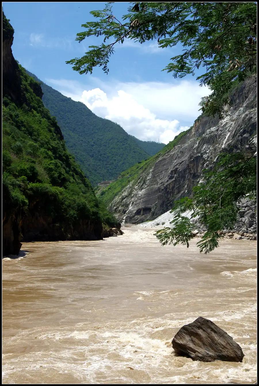 Introduction to Jinsha River - iNEWS