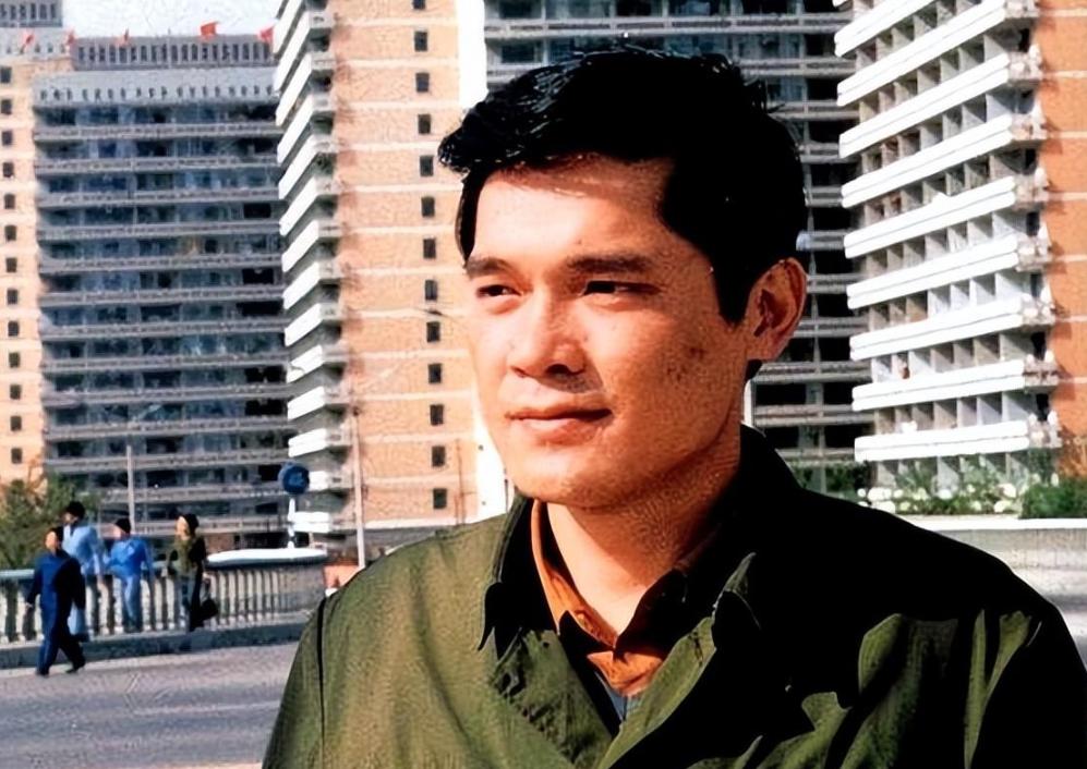 65-year-old Shen Junyi, abandoned his wife and children for Jani on the New Year's Eve, was ...