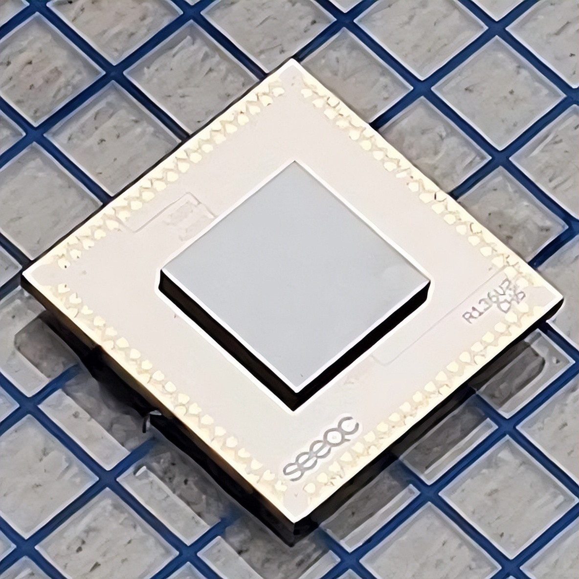 SEEQC System Red successfully runs the HQS quantum simulation algorithm - iNEWS