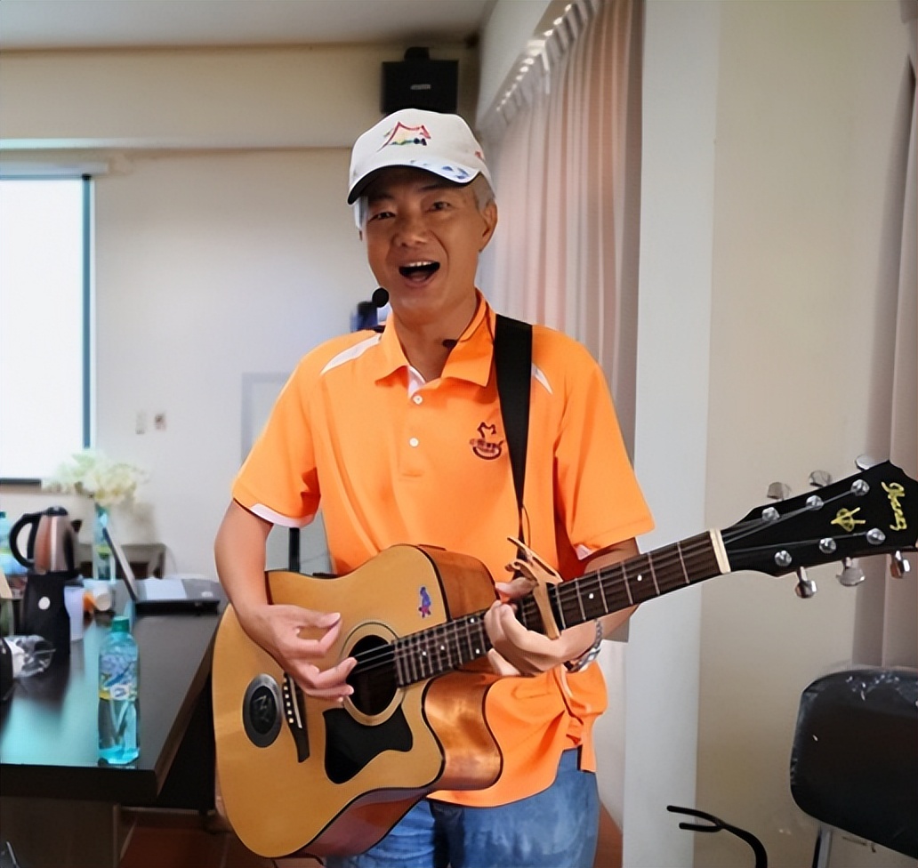 Qiu Chen, the head of the Qiuqiu Choir, died of liver cirrhosis at the ...