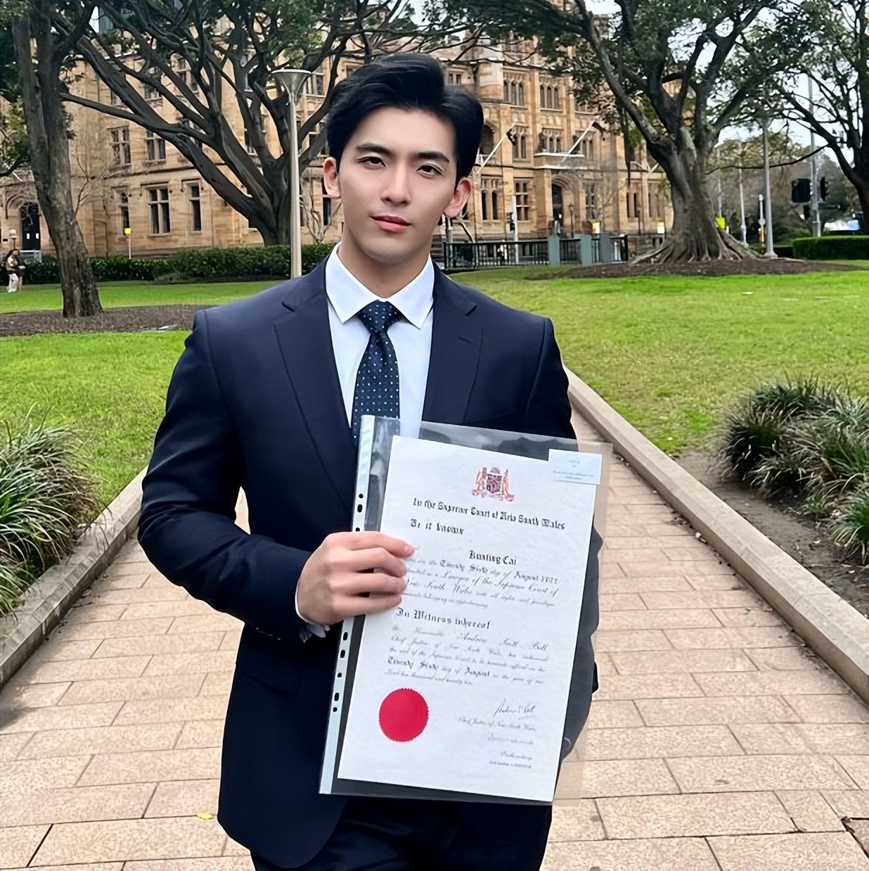 "Offer" intern career status: Li Haoyuan takes the academic route, Mei ...