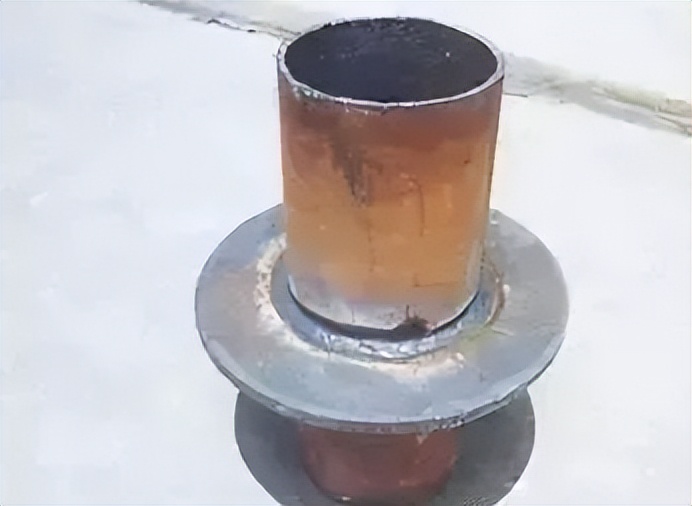 How to reserve and embed the water supply and drainage casing ...