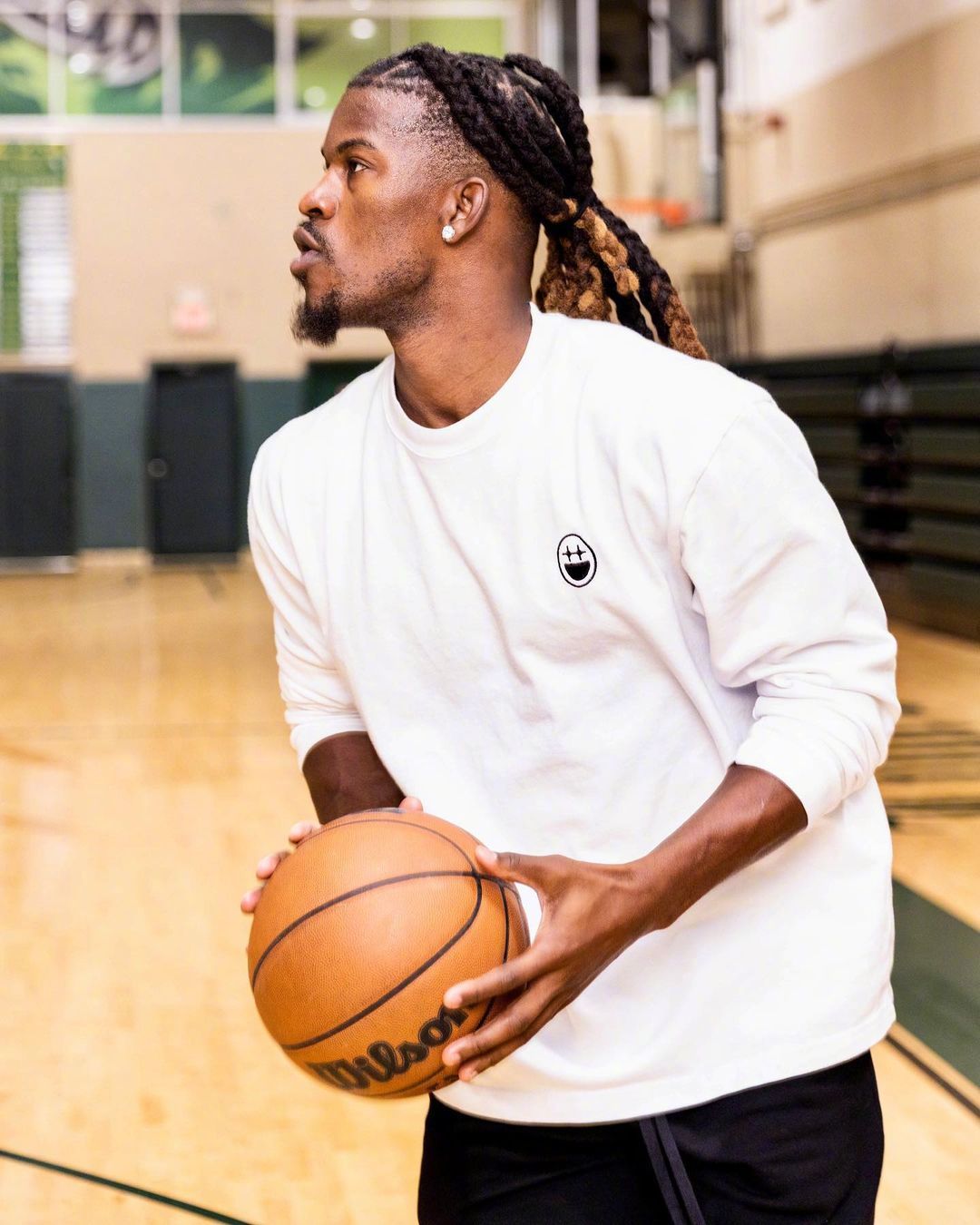 Jimmy Butler's New Haircut: Still Hard - iNEWS