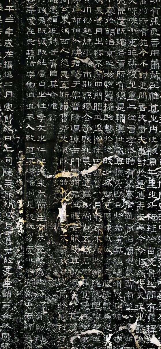 In terms of artistic expression, how is "Zhang Qianbei" displayed ...