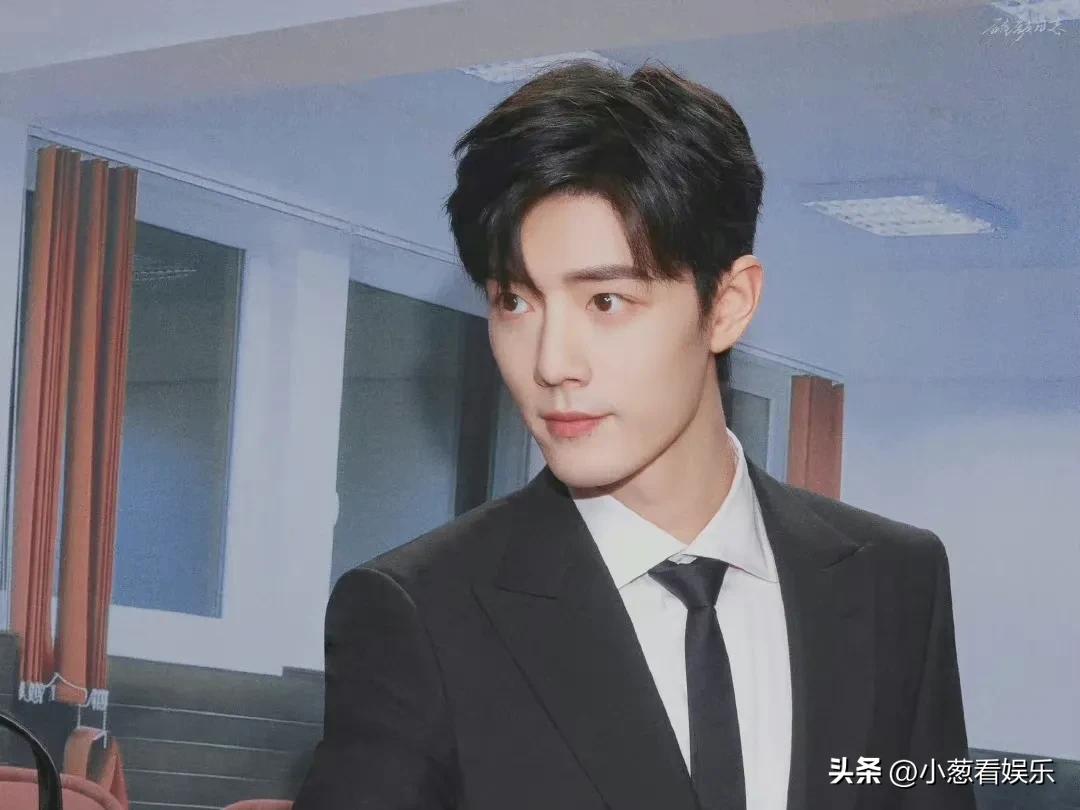 The three co-actors mourned Director Fu Ning, Xiao Zhan expressed his ...