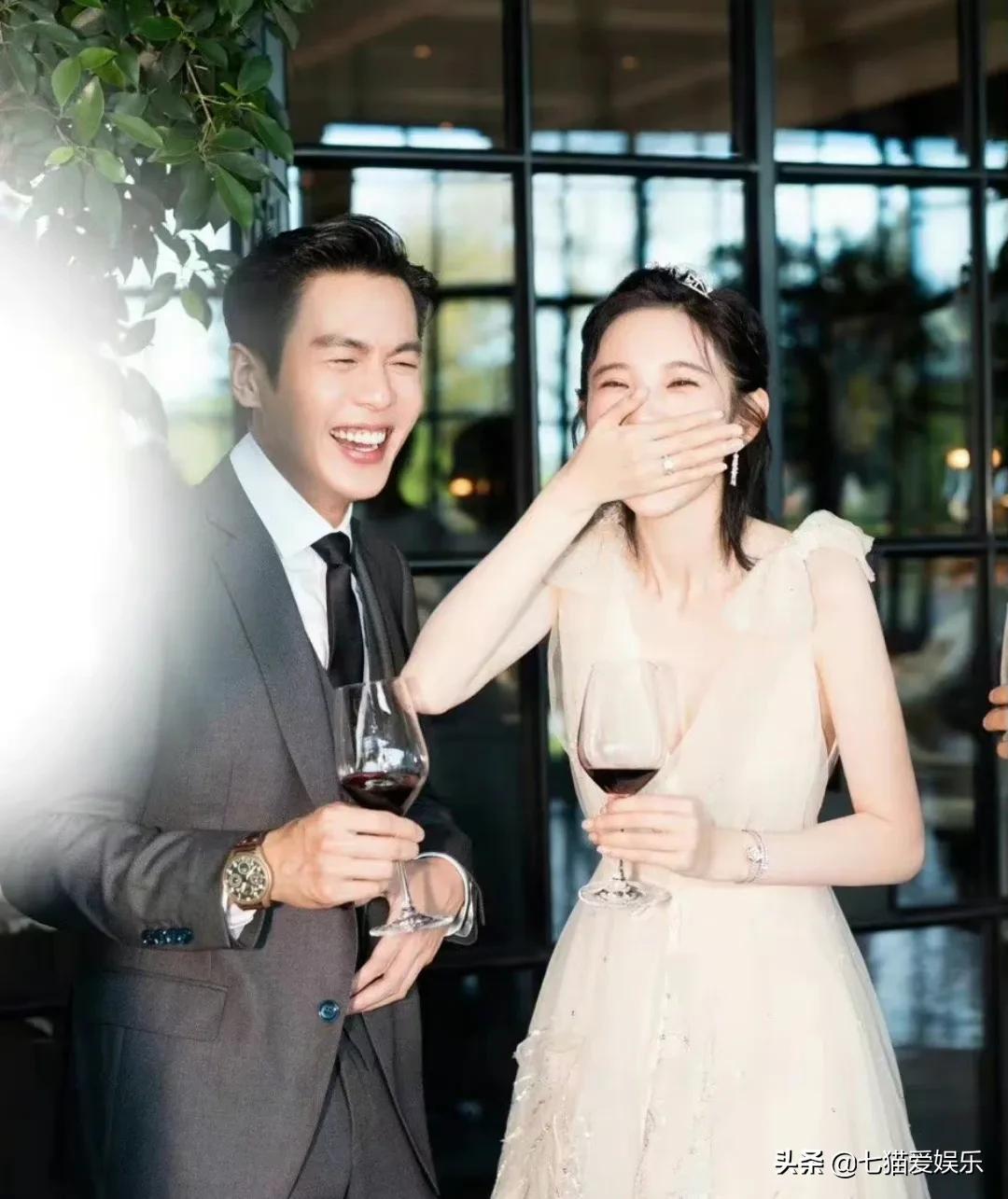 Recognizing characteristics of female stars: Zhao Liying's small feet ...