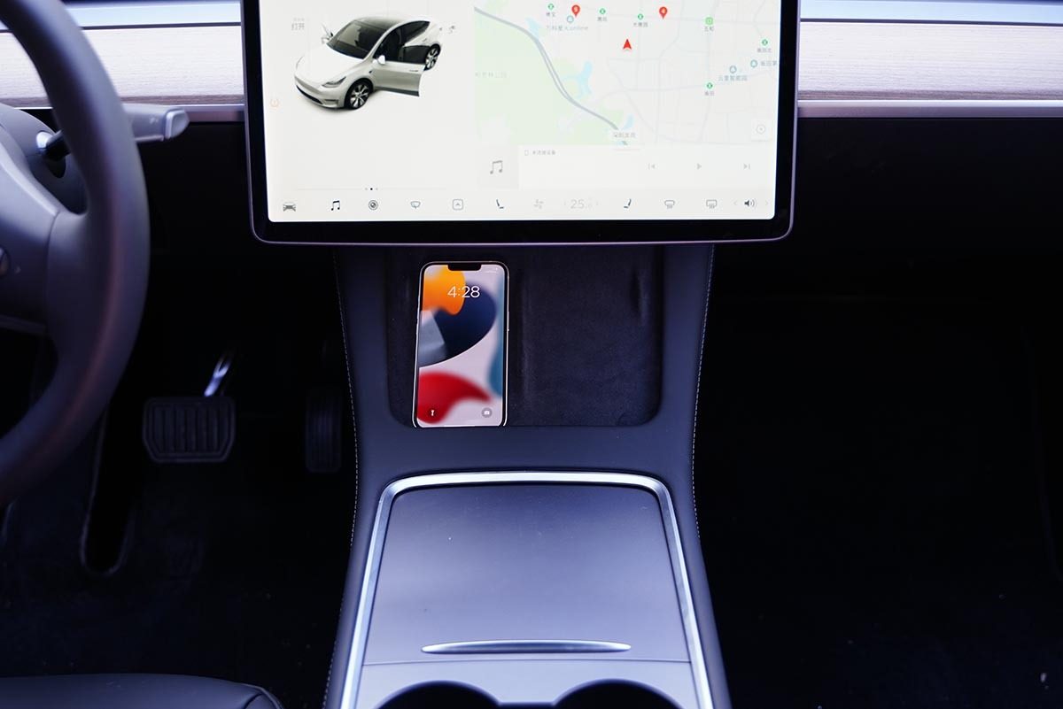 More than 200,000 Tesla Model Y, how about the wireless charging module ...