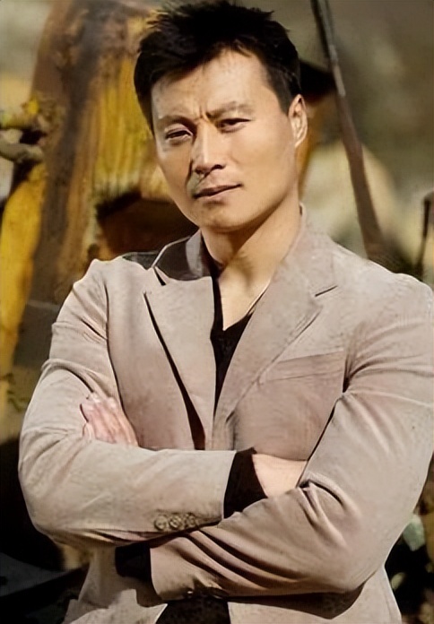 Actor Ren Chengwei: After he became famous, he promised not to abandon ...