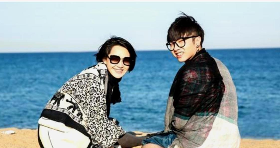 Brilliant! 52-year-old Xu Qing and Hua Chenyu, who is 21 years younger, live together? Woman: We ...