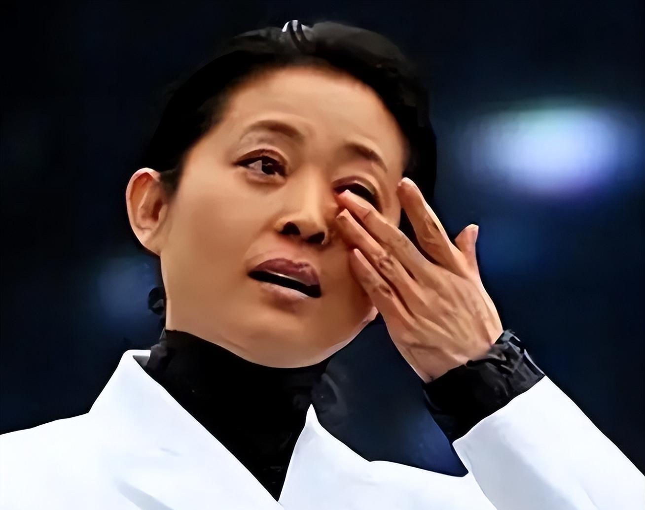 Ni Ping experienced a cliff-like aging process at the age of 64. She ...