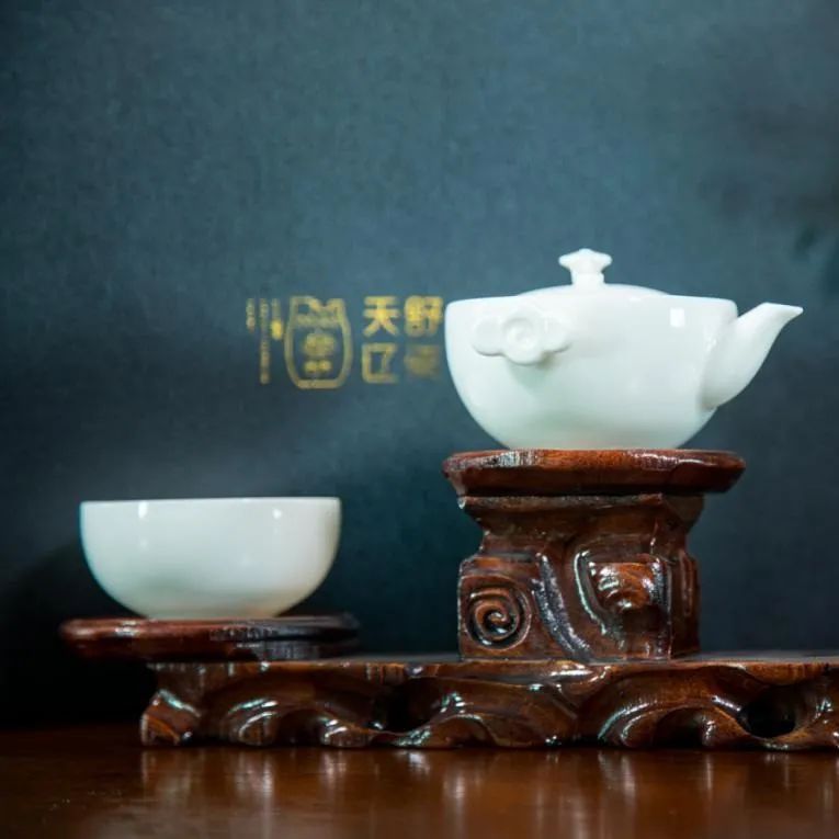 The shape is dignified and simple, which means peace and health - iNEWS