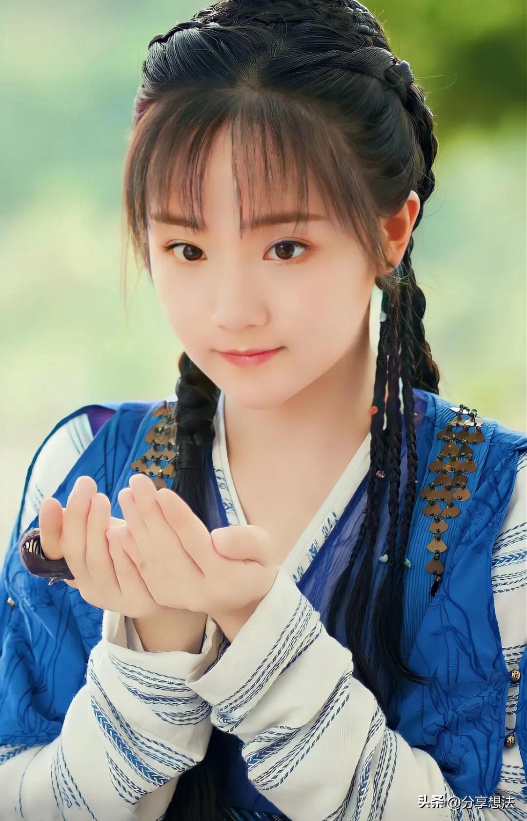 Yang Zhiwen star wallpaper! - iNEWS