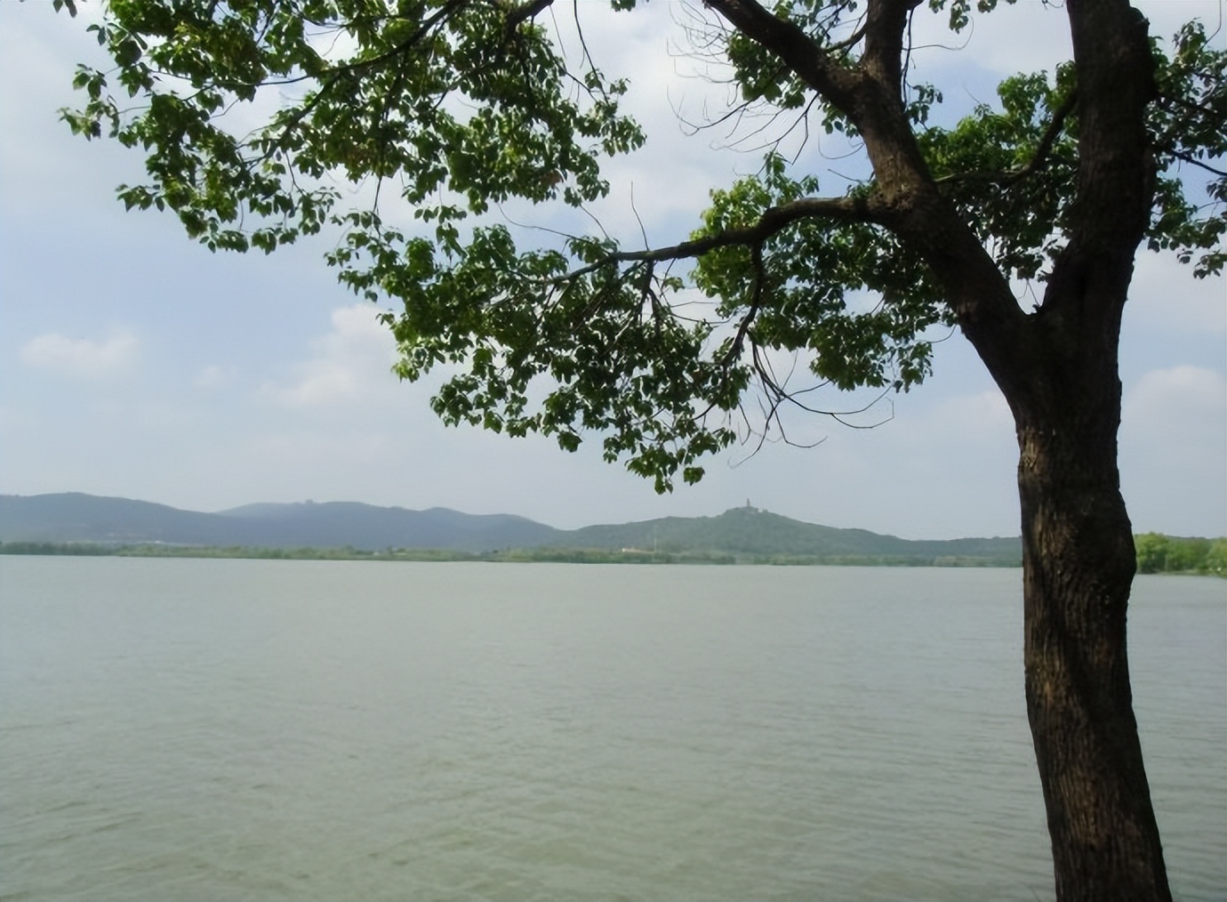Lakes and Mountains Contrasting - Suzhou Shihu Scenic Spot (8) - iNEWS