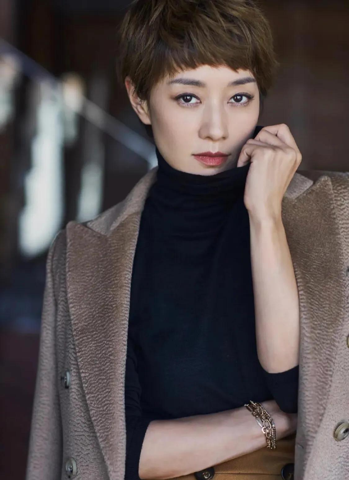 Ma Yili: Sitting in a mansion worth over 100 million yuan, the film ...