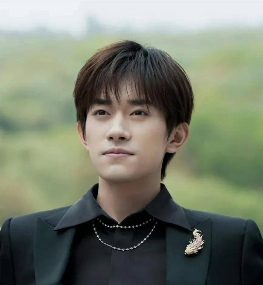 Yi Yang Qianxi has no beauty photos exposed, Gu Ailing's comment area ...