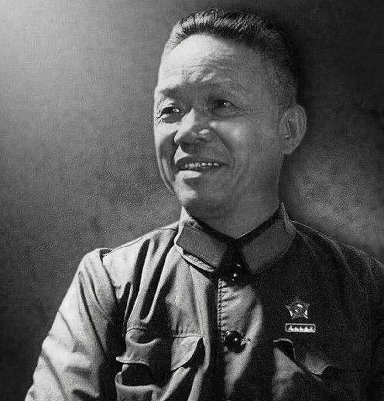 Among the several famous commanders of the 40th Army, besides the ...