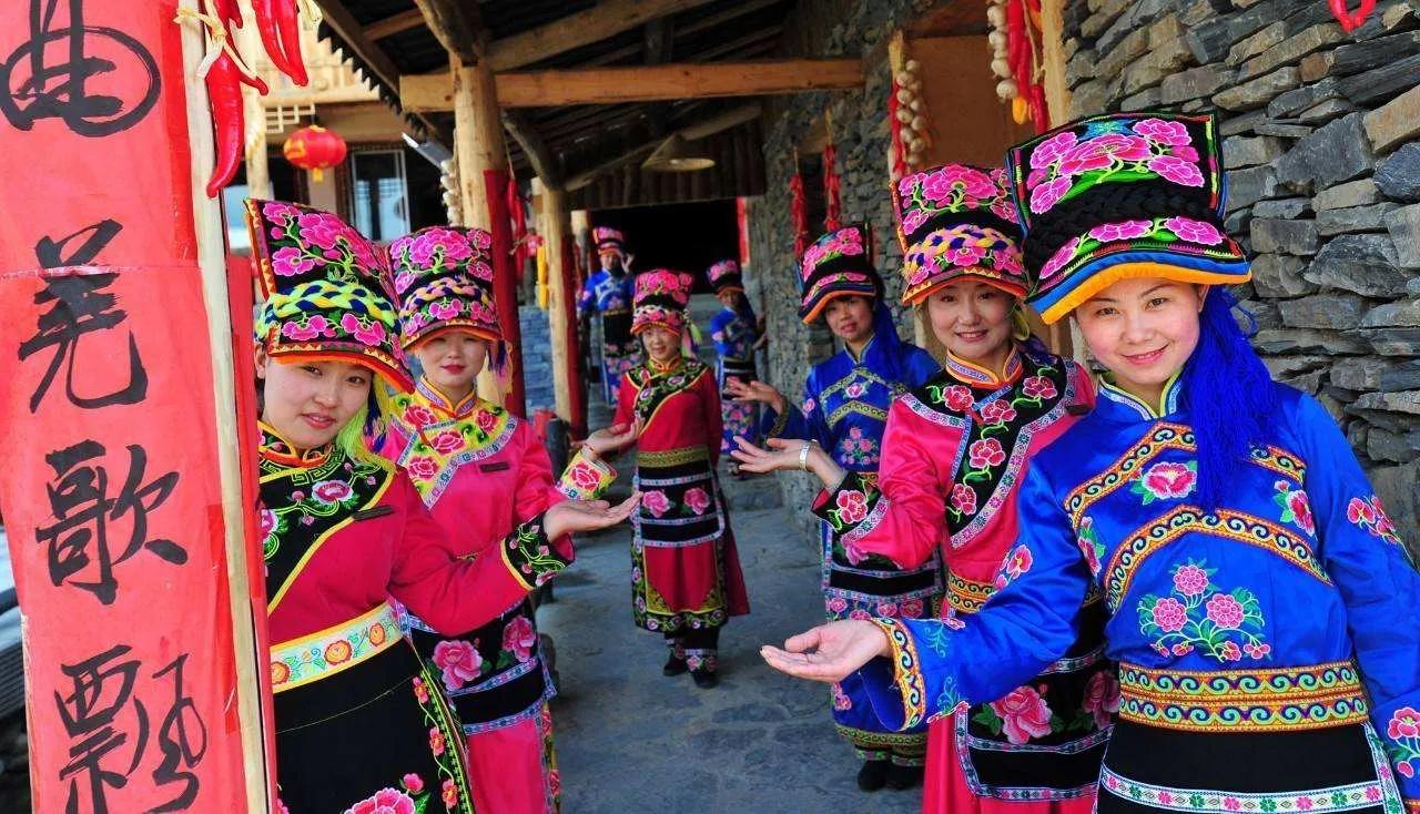 Come to Sichuan Qiang oral string music - iNEWS