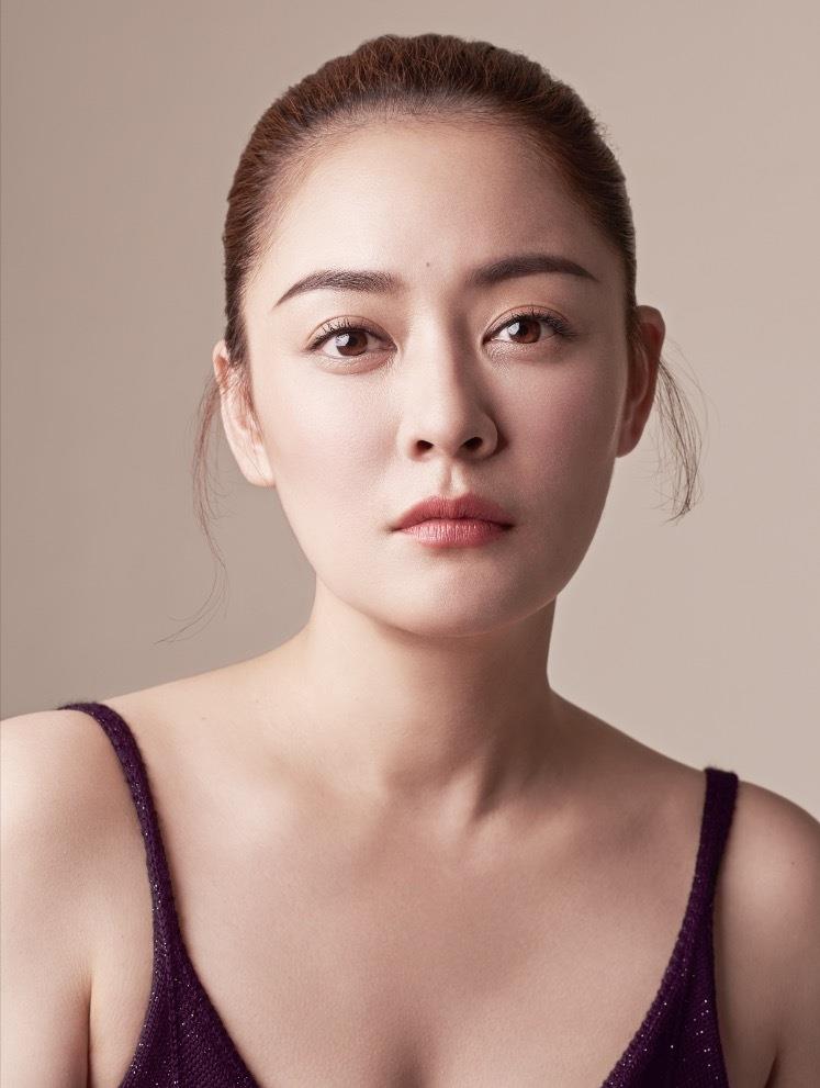 Actor Lian Yiming: After he became famous, he abandoned his wife and ...