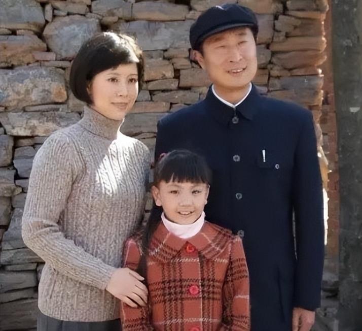 "Wang Gui and Anna": When sending off her father-in-law who had lung ...