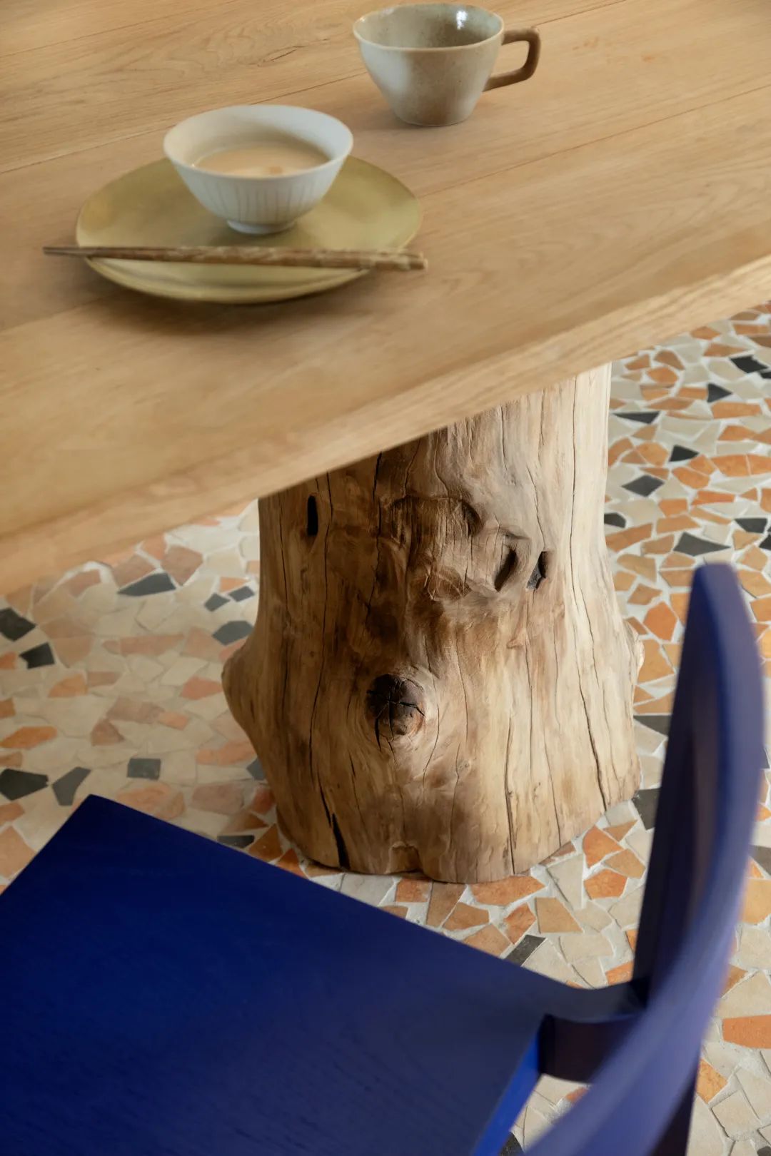 69 square meters of three bedrooms are converted into one bedroom, the ...