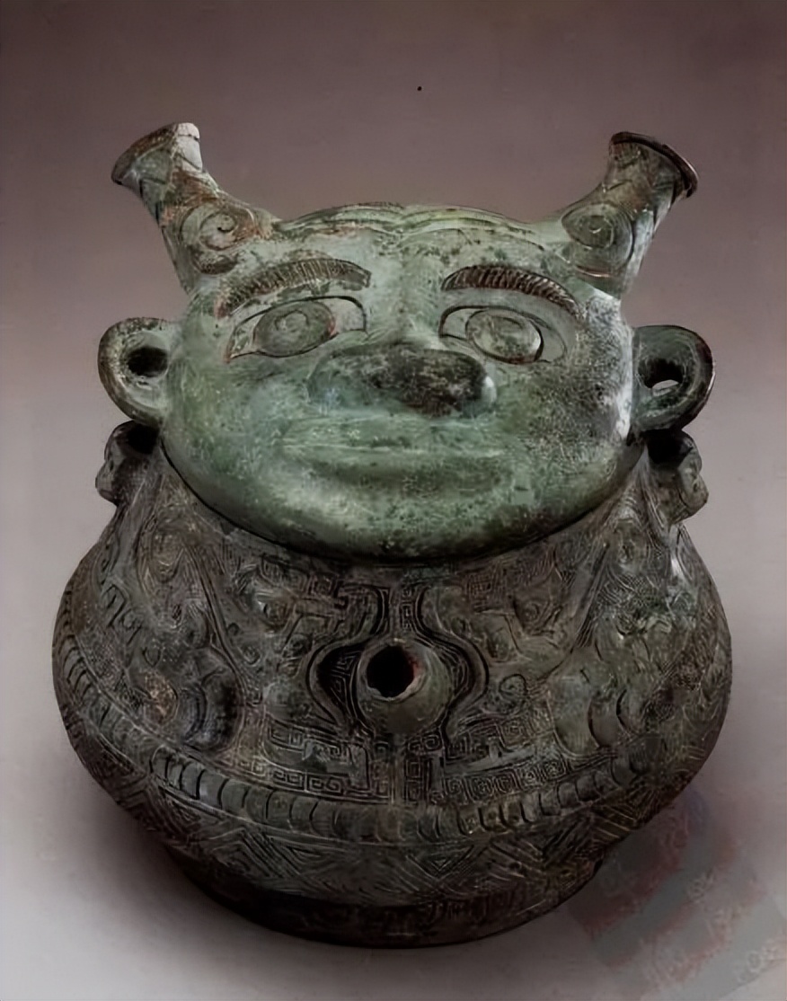 Shrek, a bronze monster from the Shang Dynasty in China, has become the ...
