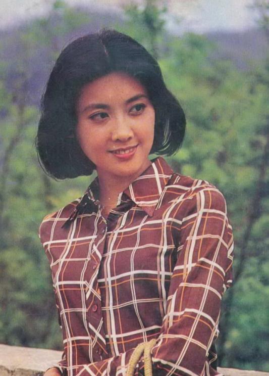 Zhu Lin, King of the Daughter Kingdom: Elegant in her bones, married twice at 54, childless at ...