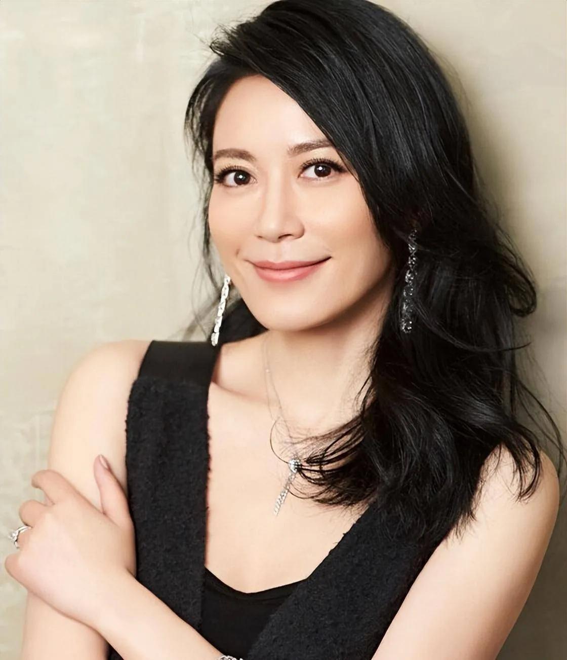 Faye Yu: The beauty has never been defeated in years, she was graceful ...