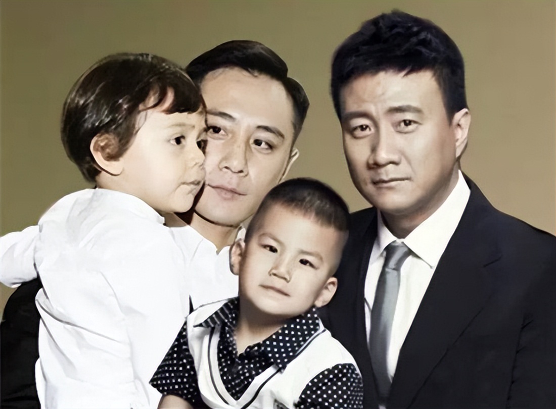 Liu Ye and Hu Jun, the "love and hatred" of two steel straight men ...