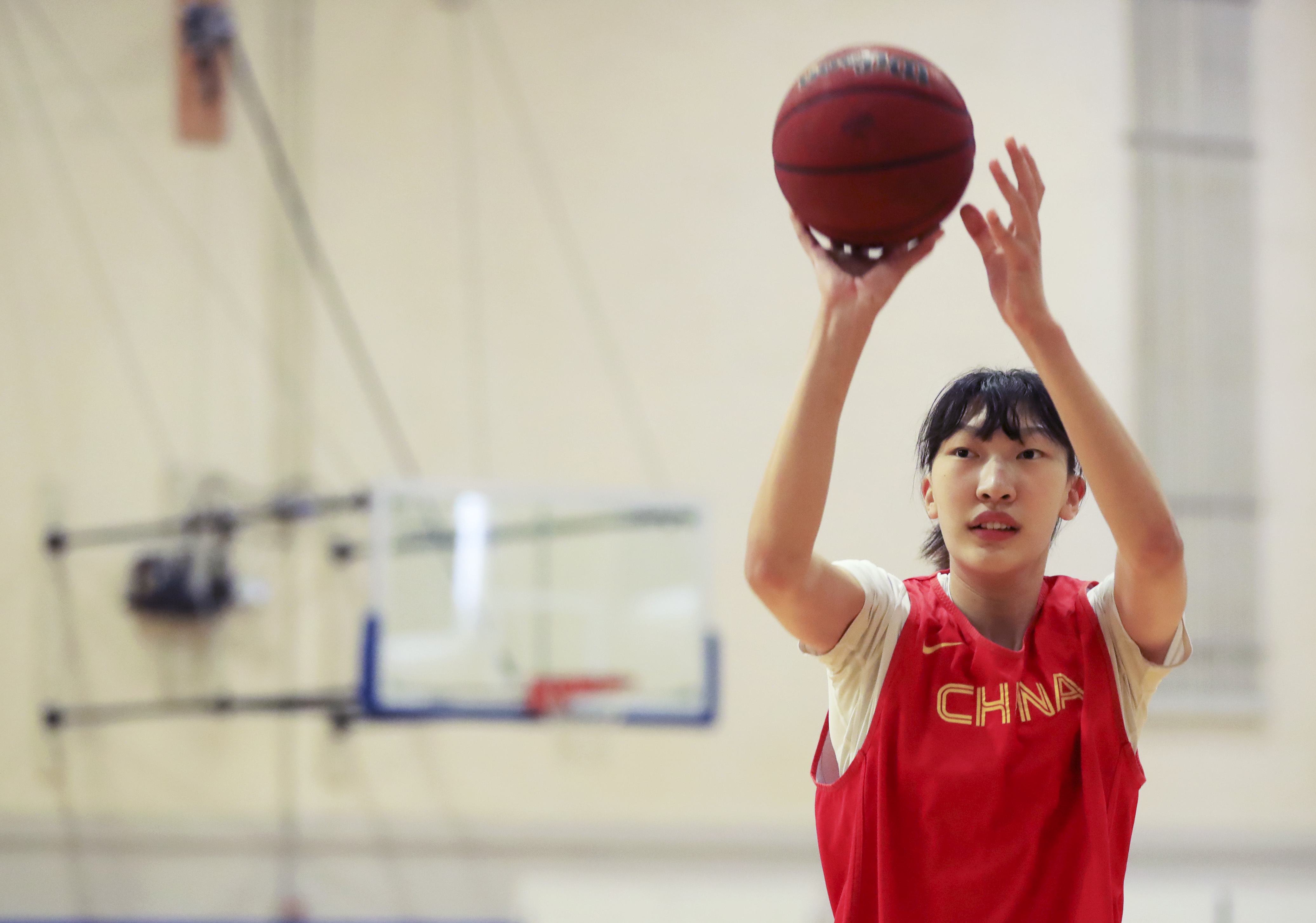 The second player in China in the WNBA, Han Xu, the super insider of ...