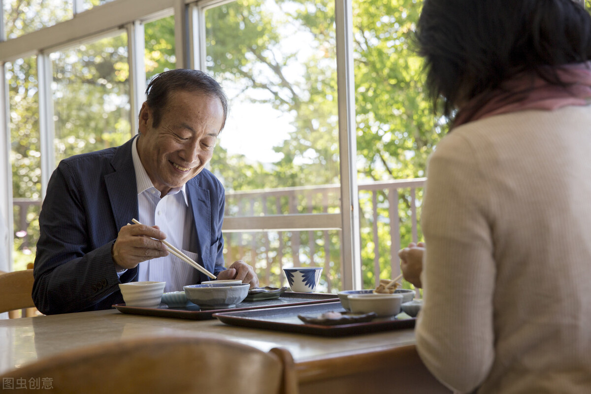 The 111-year-old "Father of Chinese Nutrition" Zheng Ji's Health ...