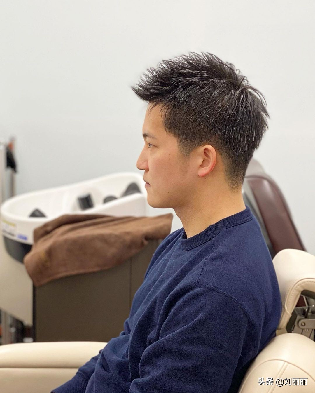 The men's hair that exploded in March was so handsome that he ...