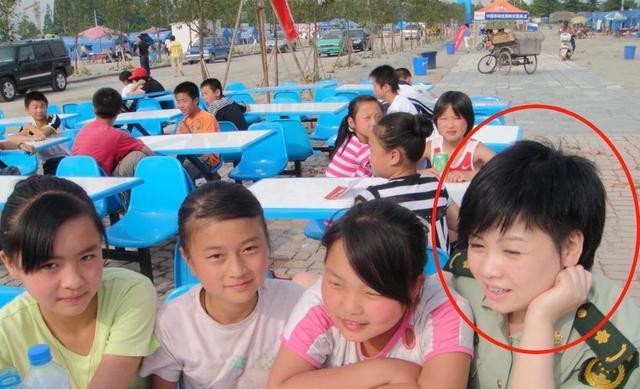 Li Qiong, who sang "Eighteen Bends on the Mountain Road", ruined her ...