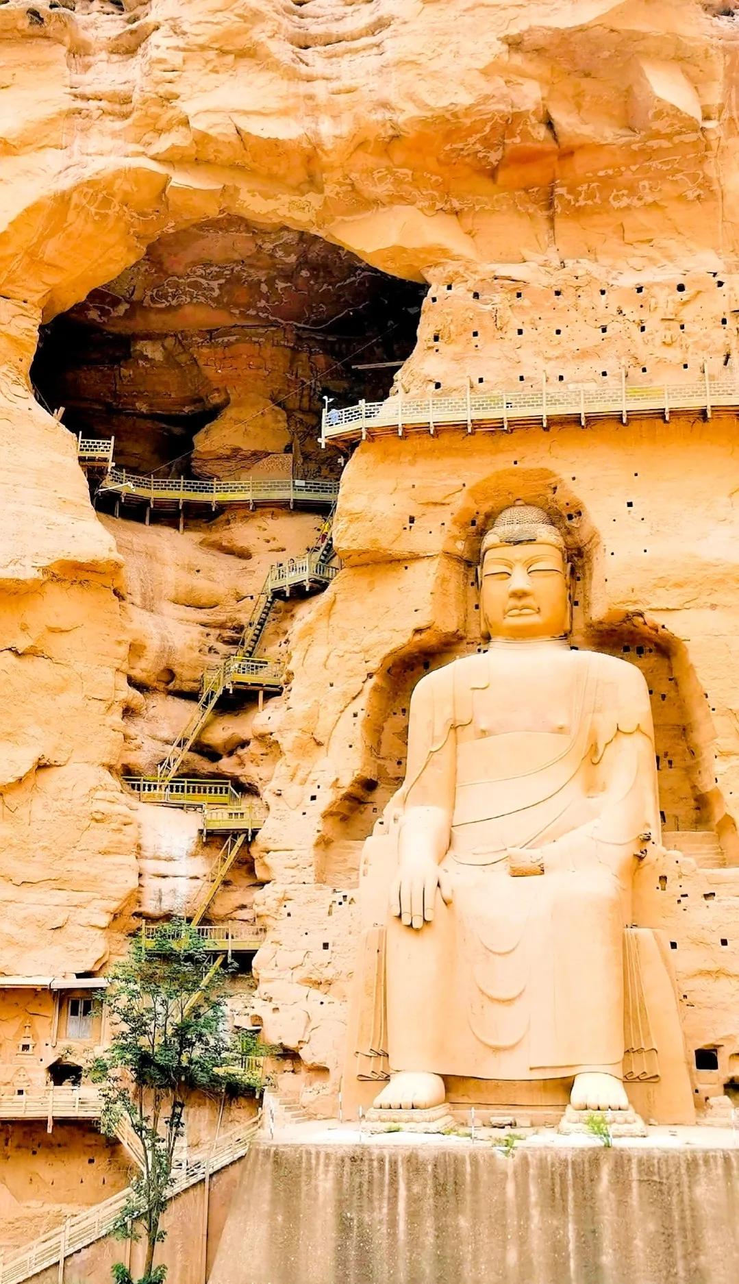 Linxia, Yongjing Bingling Temple Grottoes, Ink and Danqing hidden in ...